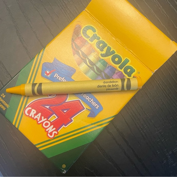 Crayola | Office | 206 Crayola Crayons 24 Pack Feat Retired Dandelion ...